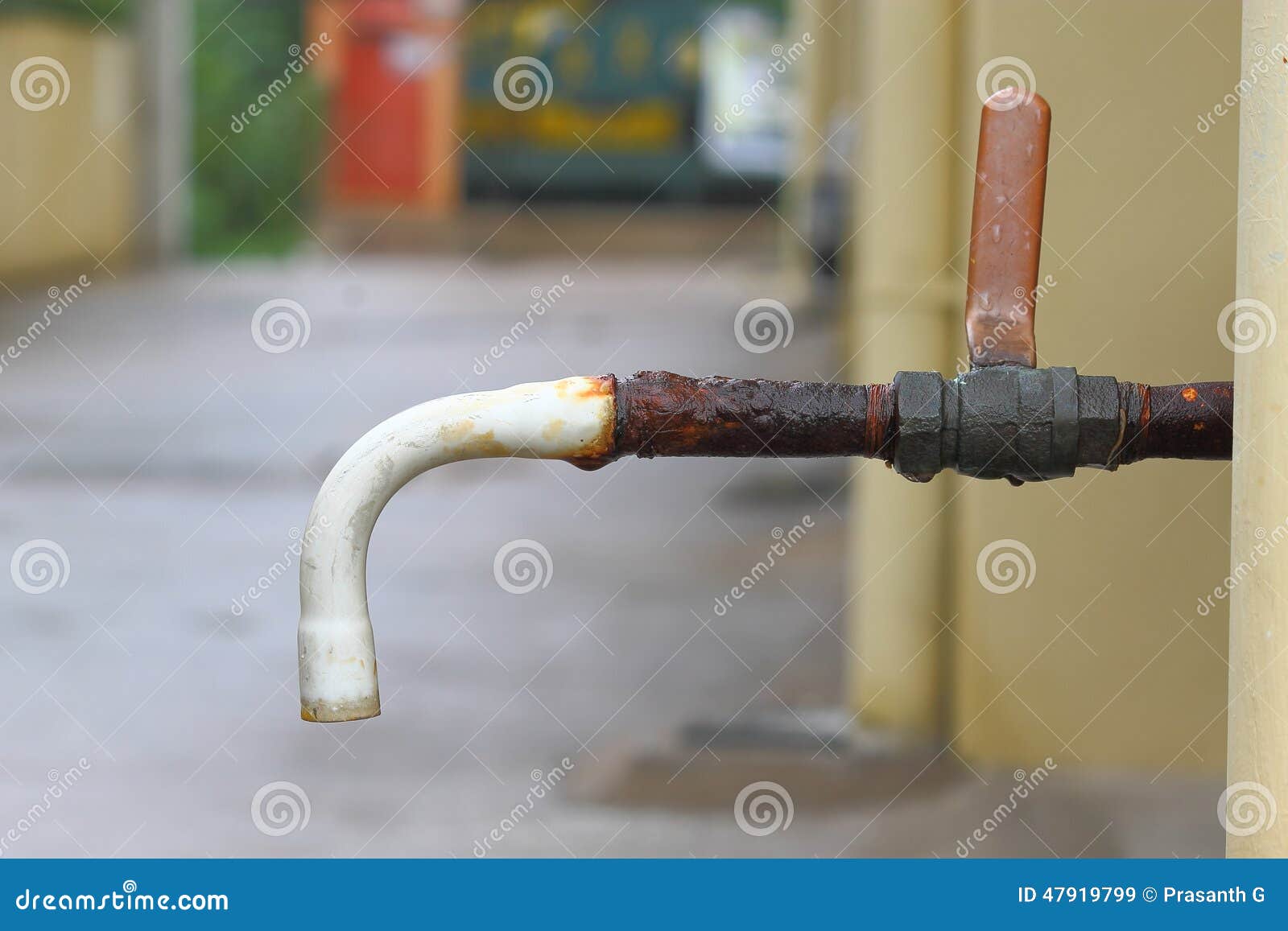 Old Water Tap Faucet Rusted Stock Image - Image of water, rusted: 47919799