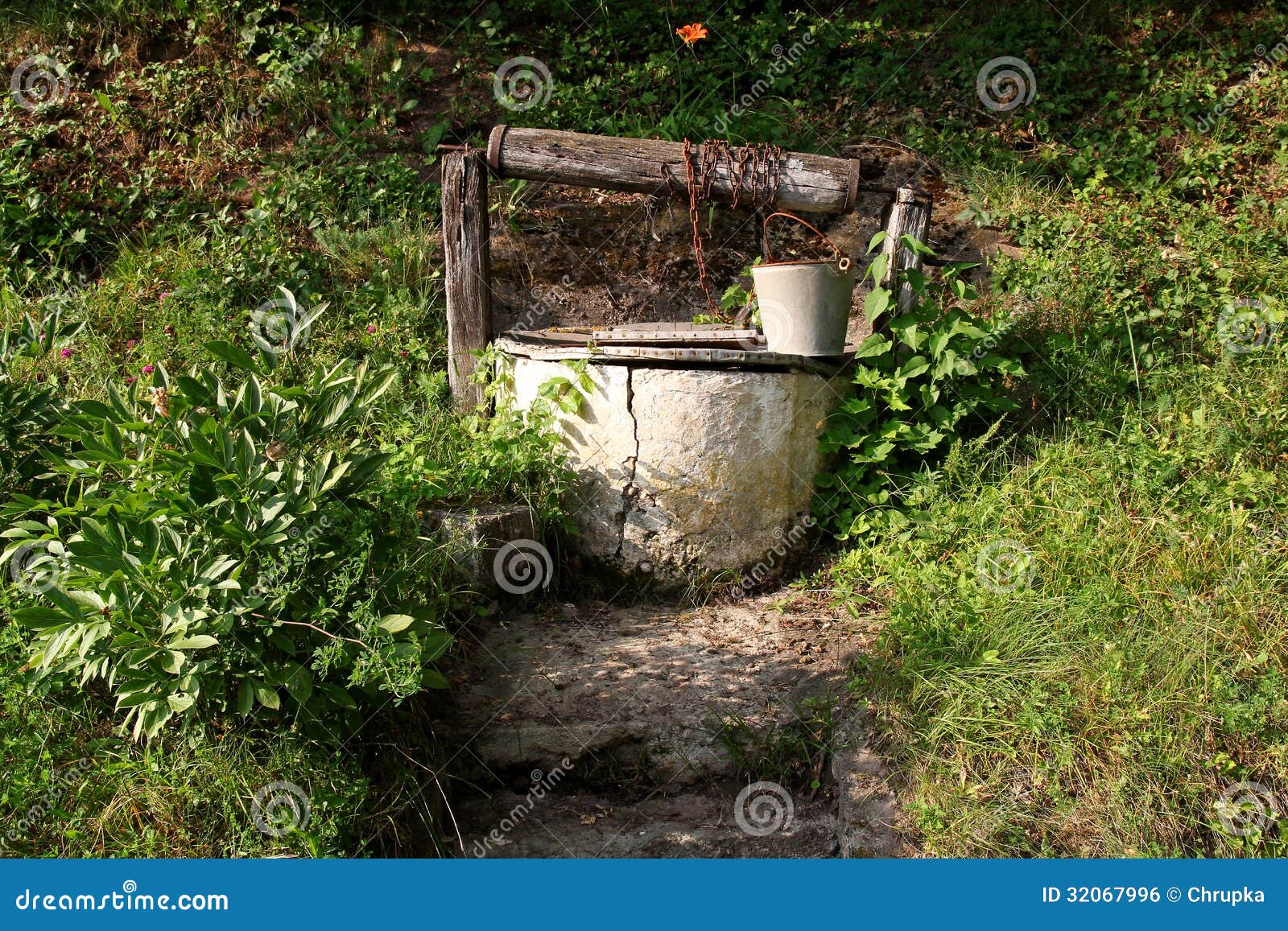 Old Water Well. Rural Scenery Stock Photo - Image of bucket, thirsty ...