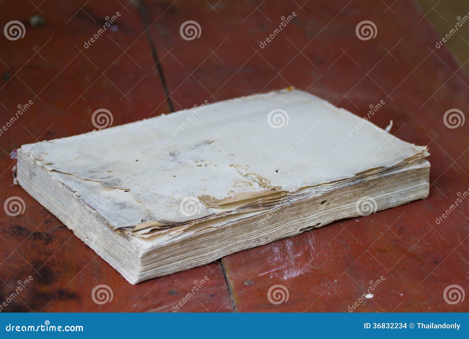 Old and Weathered Note Paper Stock Photo - Image of messy, decorative ...