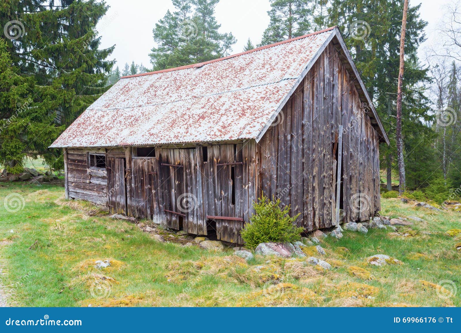 Old weathered shed stock photo. Image of rustic, architecture - 69966176