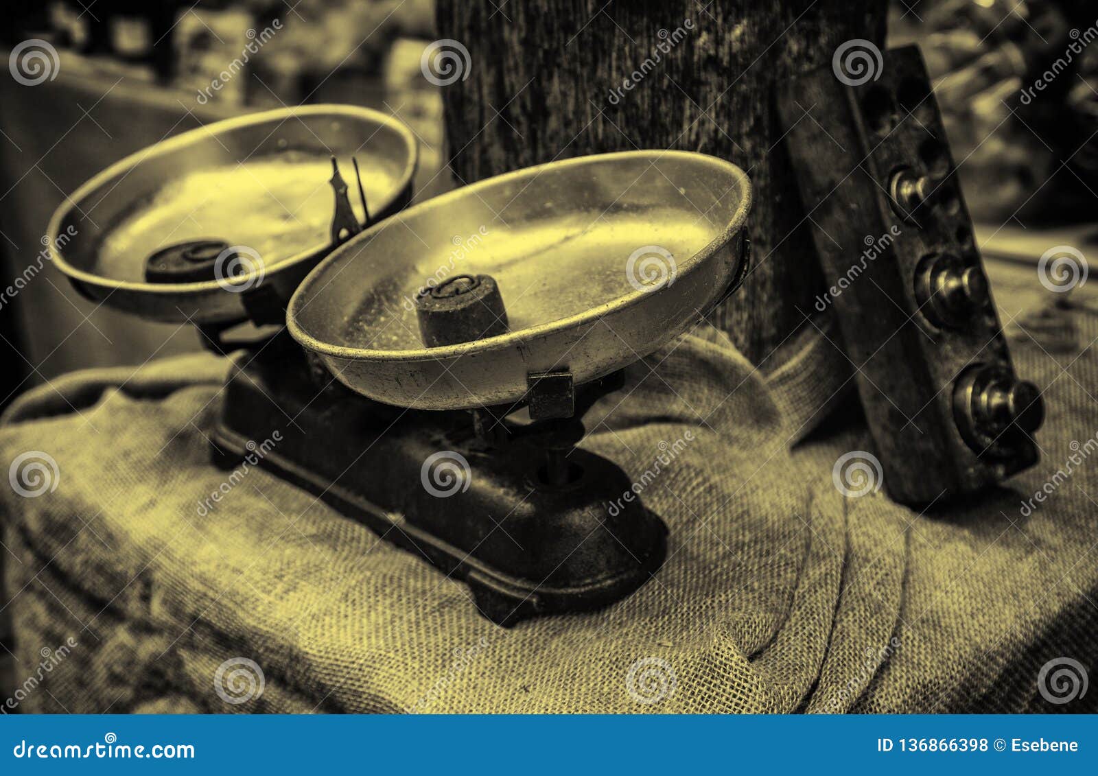 Old weighing scale stock photo. Image of device, industrial - 136866398