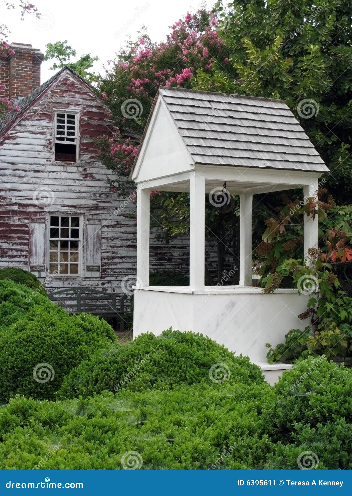 Old Well editorial photo. Image of historic, united, outdoors - 6395611