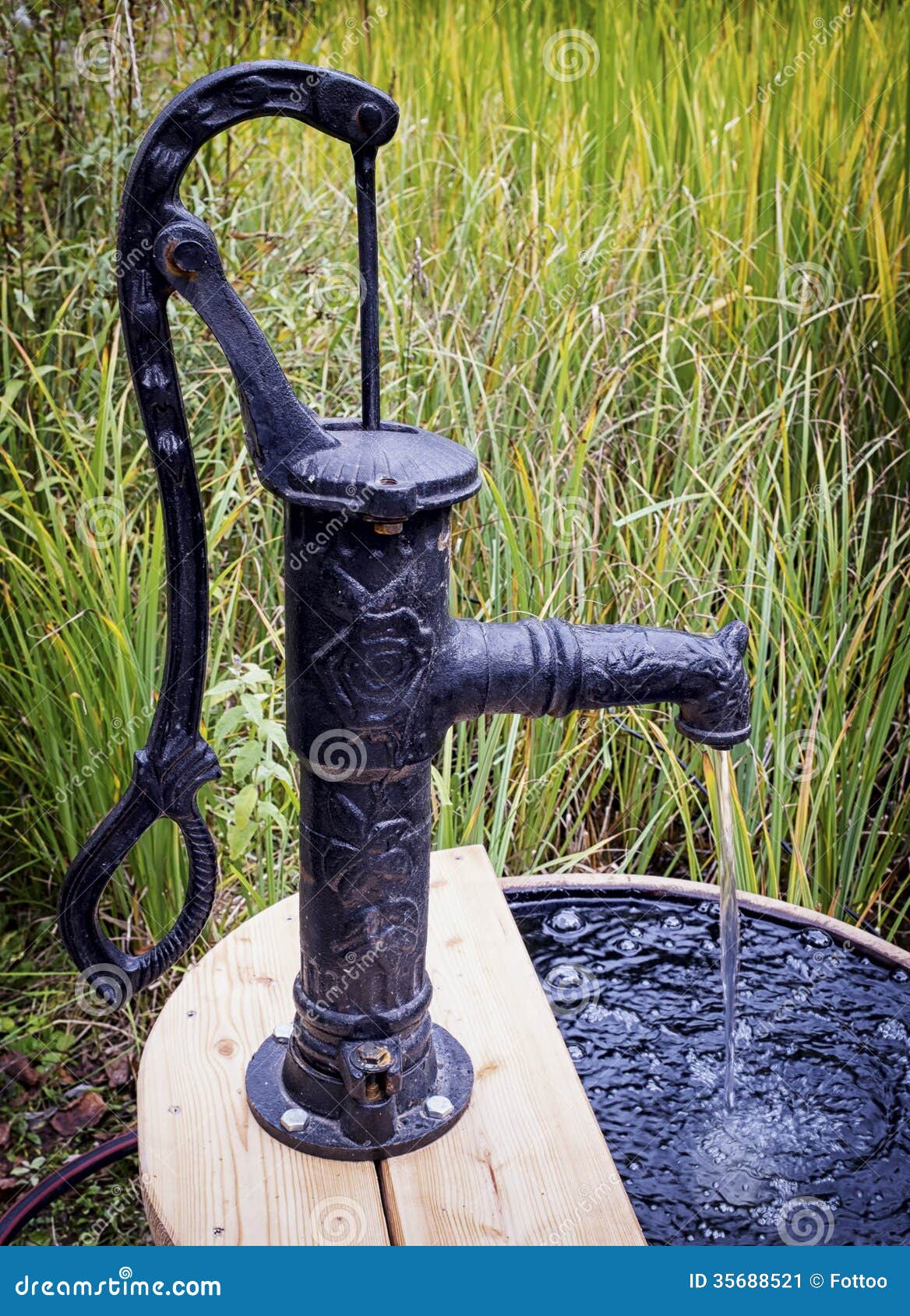 Old well stock image. Image of oldfashioned, iron, rustic - 35688521