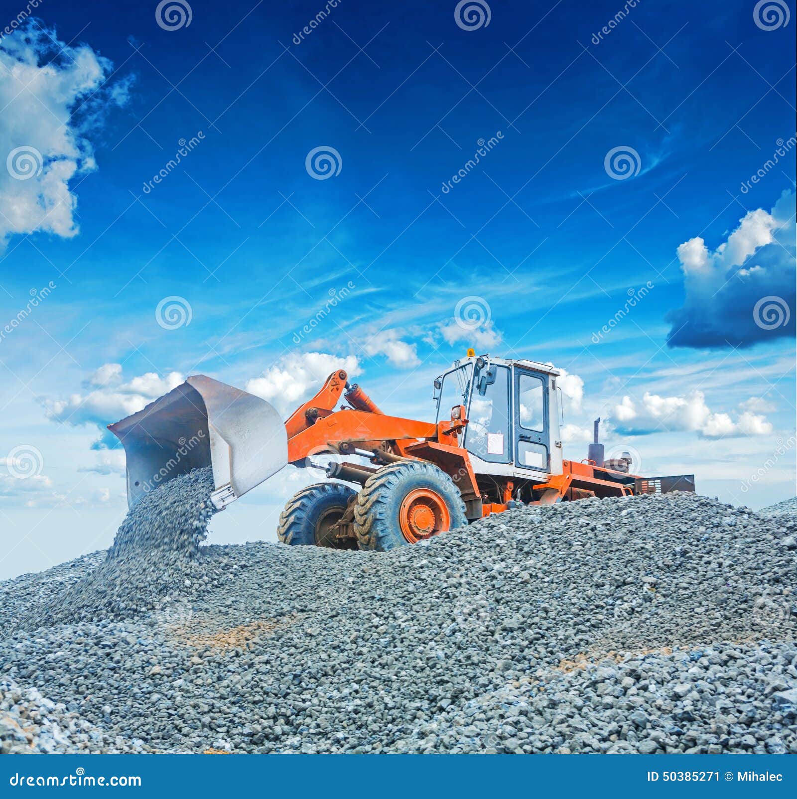 Old Wheel Loader Excavator Working with Gravel Stock Image - Image of ...