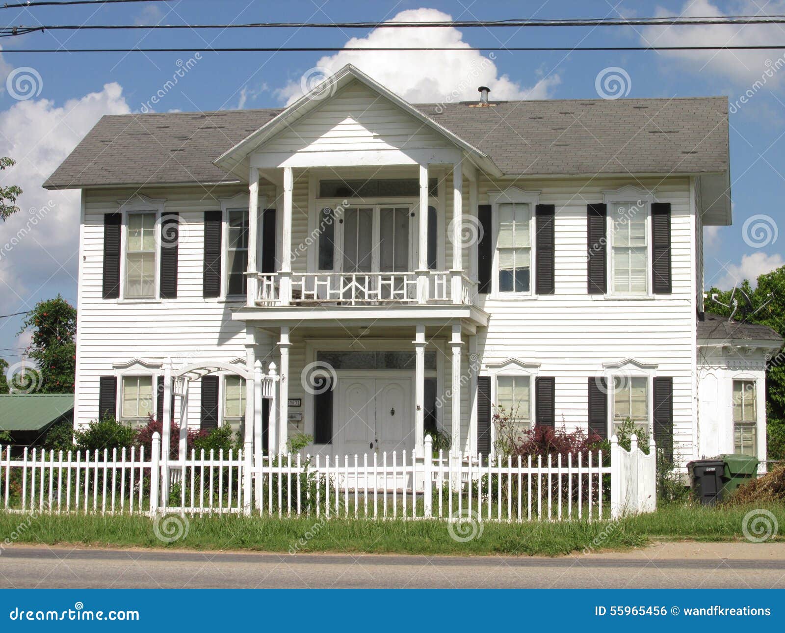 Old White House stock photo. Image of cloudy, american - 55965456