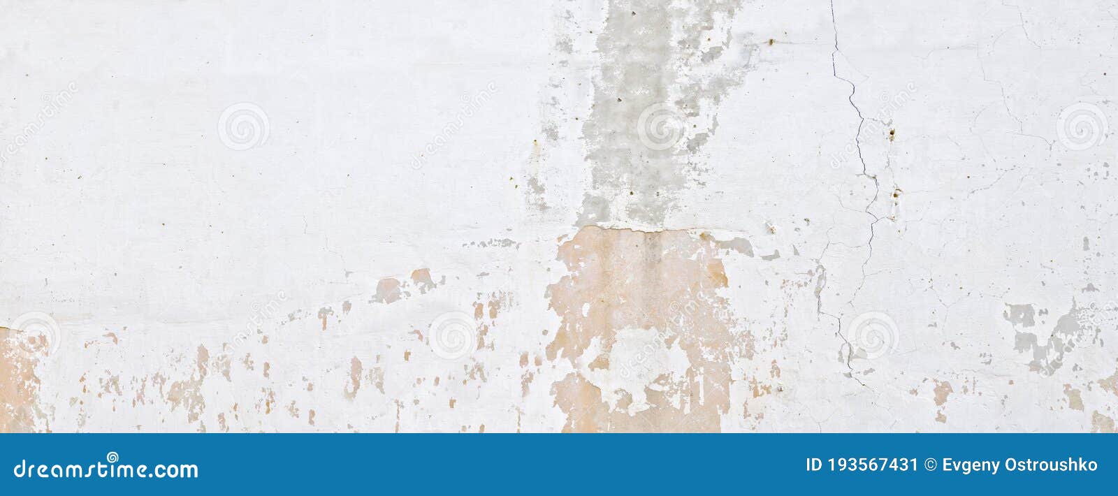 Old White Wall with Crumbling Plaster Stock Image - Image of greygrime ...