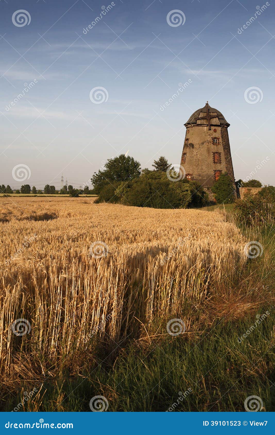 Old windmill in autumn sun stock image. Image of autumn - 39101523
