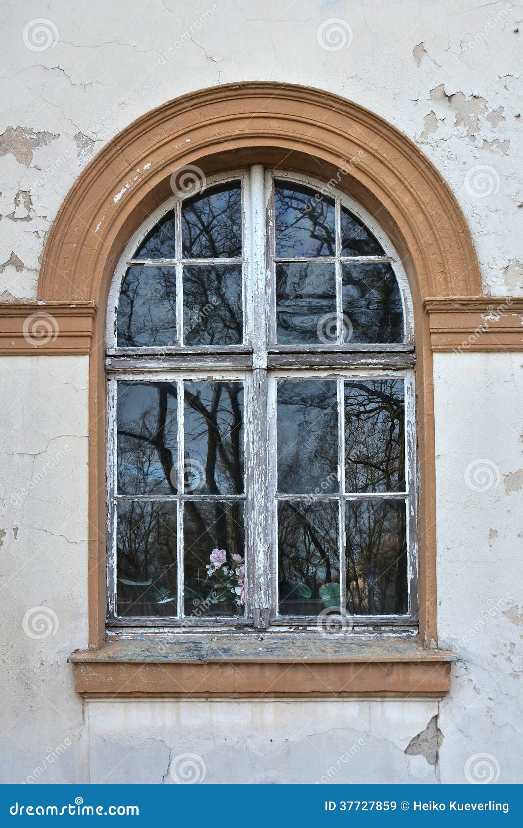 Old Window stock image. Image of pane, glass, decrepit - 37727859