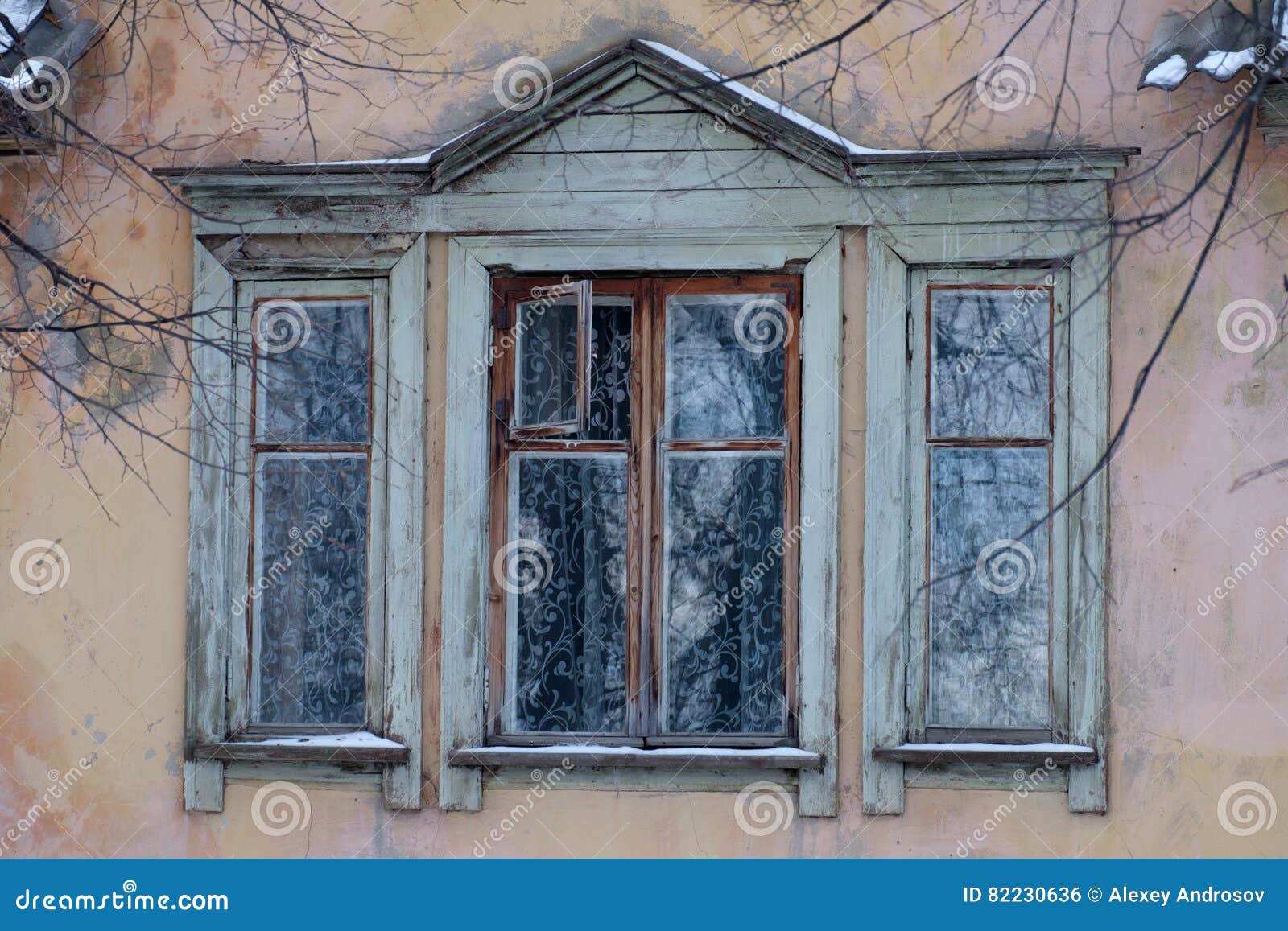 The Old Windows of the Old House Stock Photo - Image of window, house ...