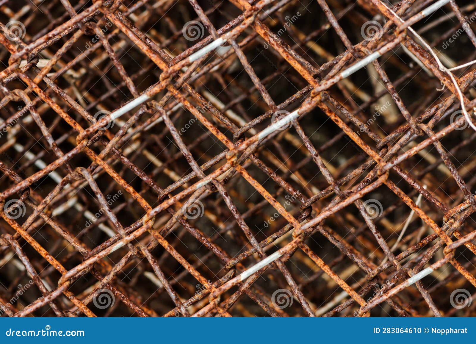 Old Wire Fence Full of Rust Stock Photo - Image of rusty, design: 283064610