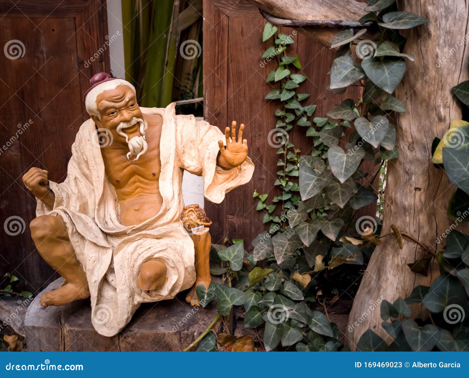 Old Wise Man Statue in the Garden Stock Image - Image of china, wise ...
