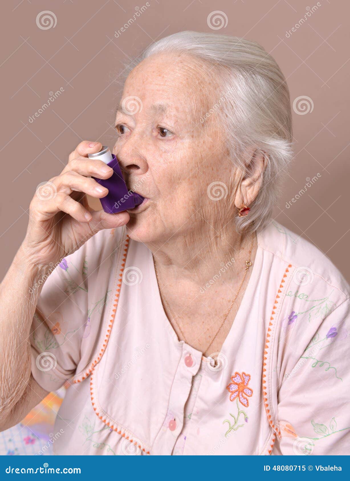 Old Woman with Asthma Inhaler Stock Image - Image of medicine, sick ...