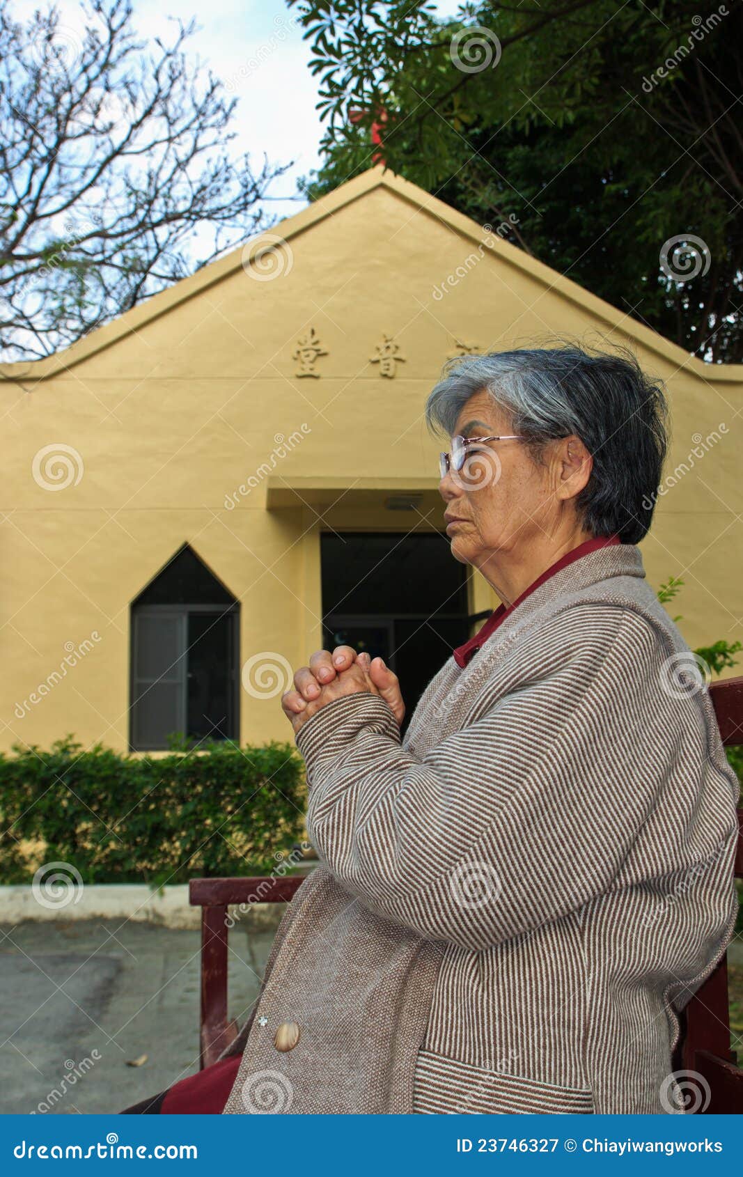 Old Woman Pray in Front of the Church Stock Image - Image of folk, asia ...