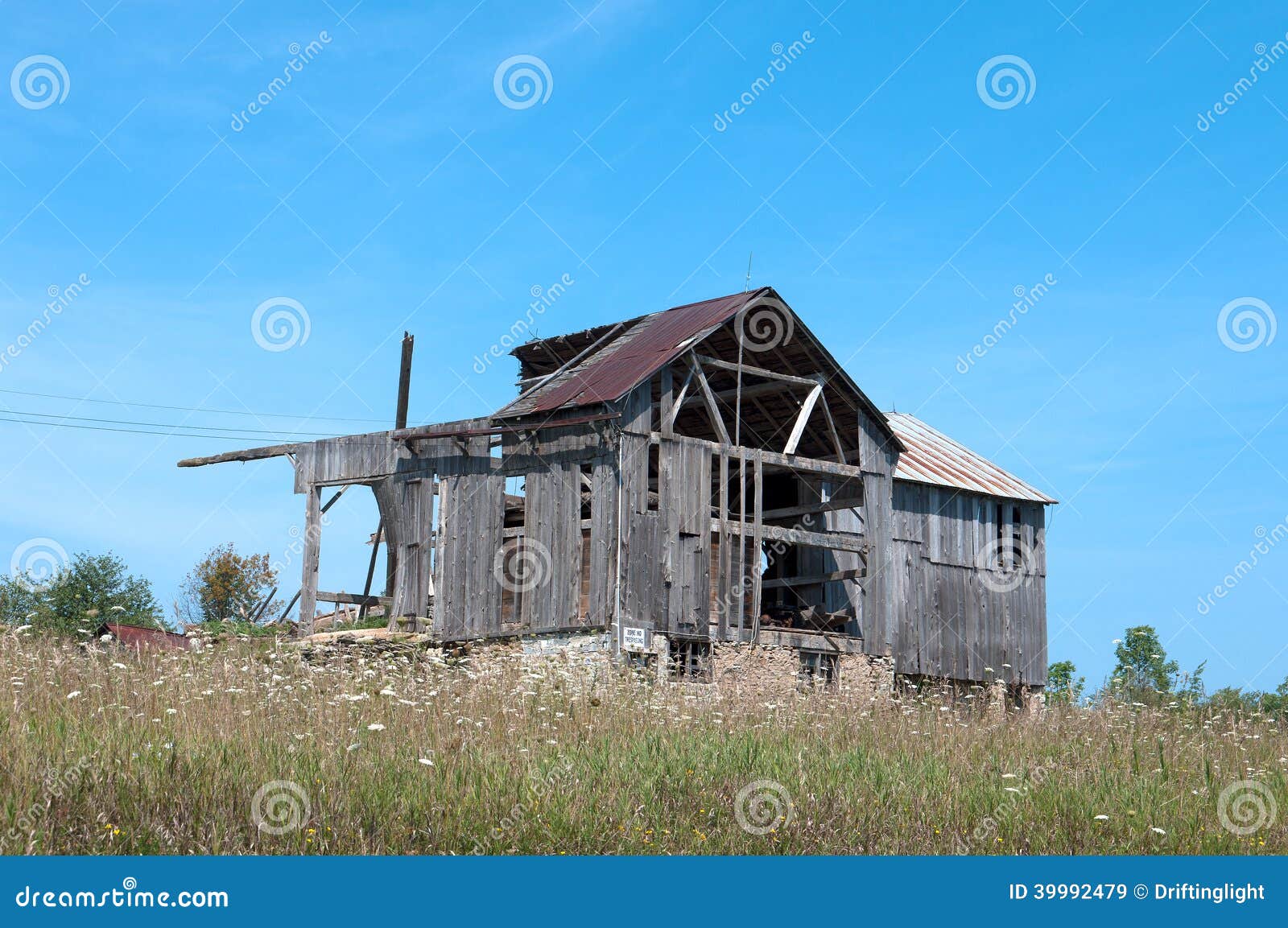 Old Wood Barn Falling Down stock image. Image of country - 39992479