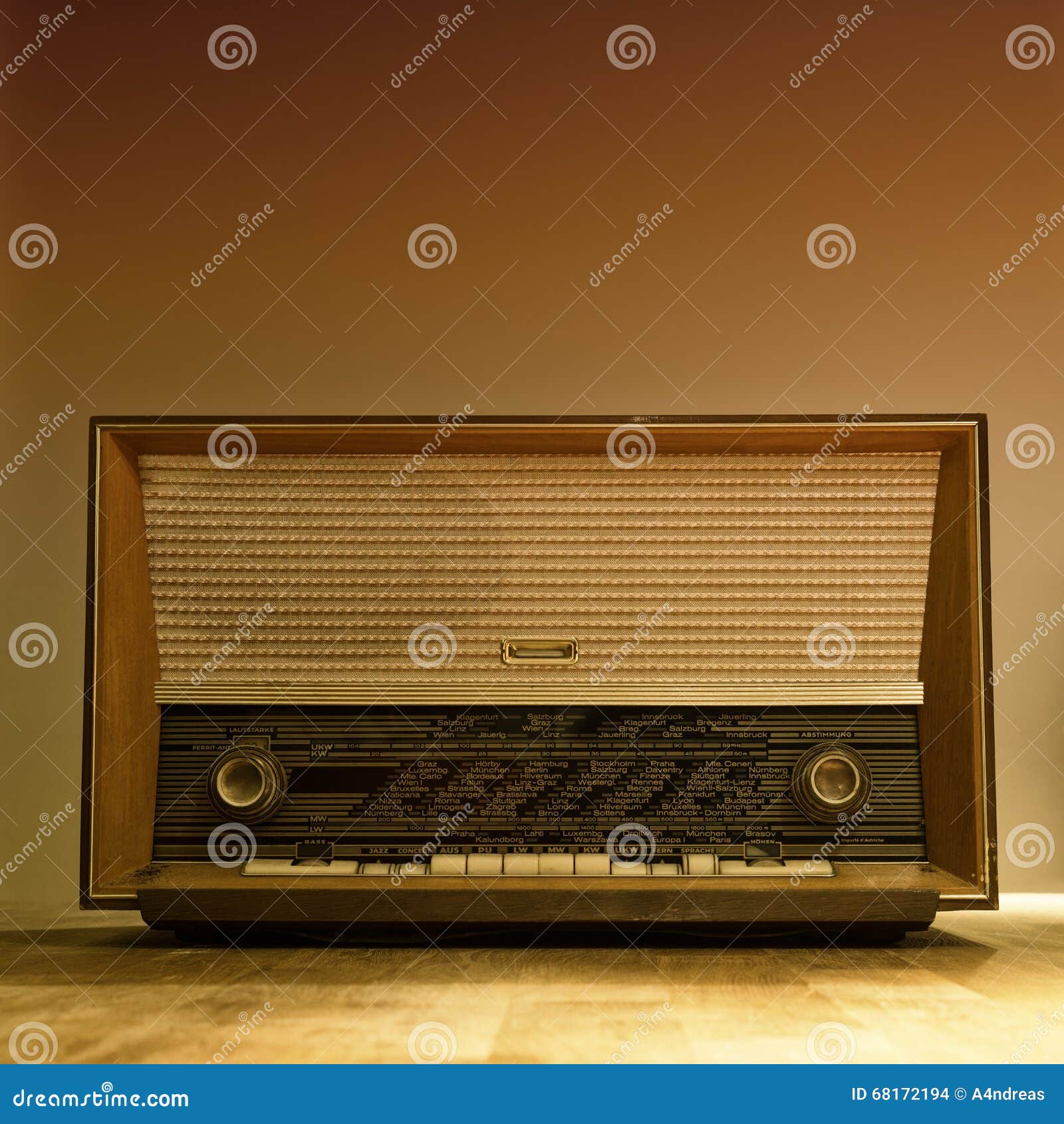 Old wooden fm am radio stock photo. Image of knobs, baseboard - 68172194