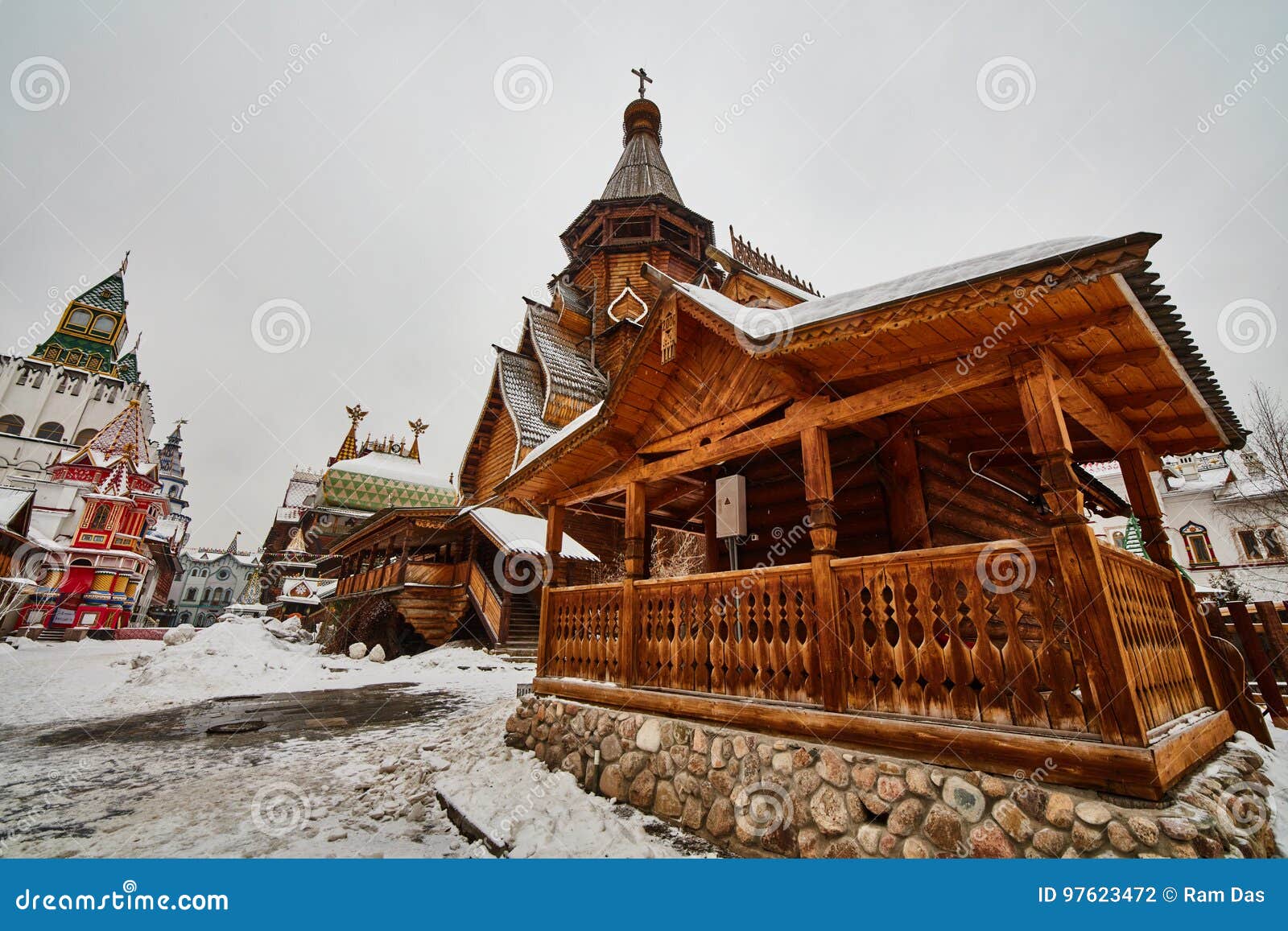 Old Wooden Structure at Izmailovsky Kremlin, Moscow Stock Photo - Image ...