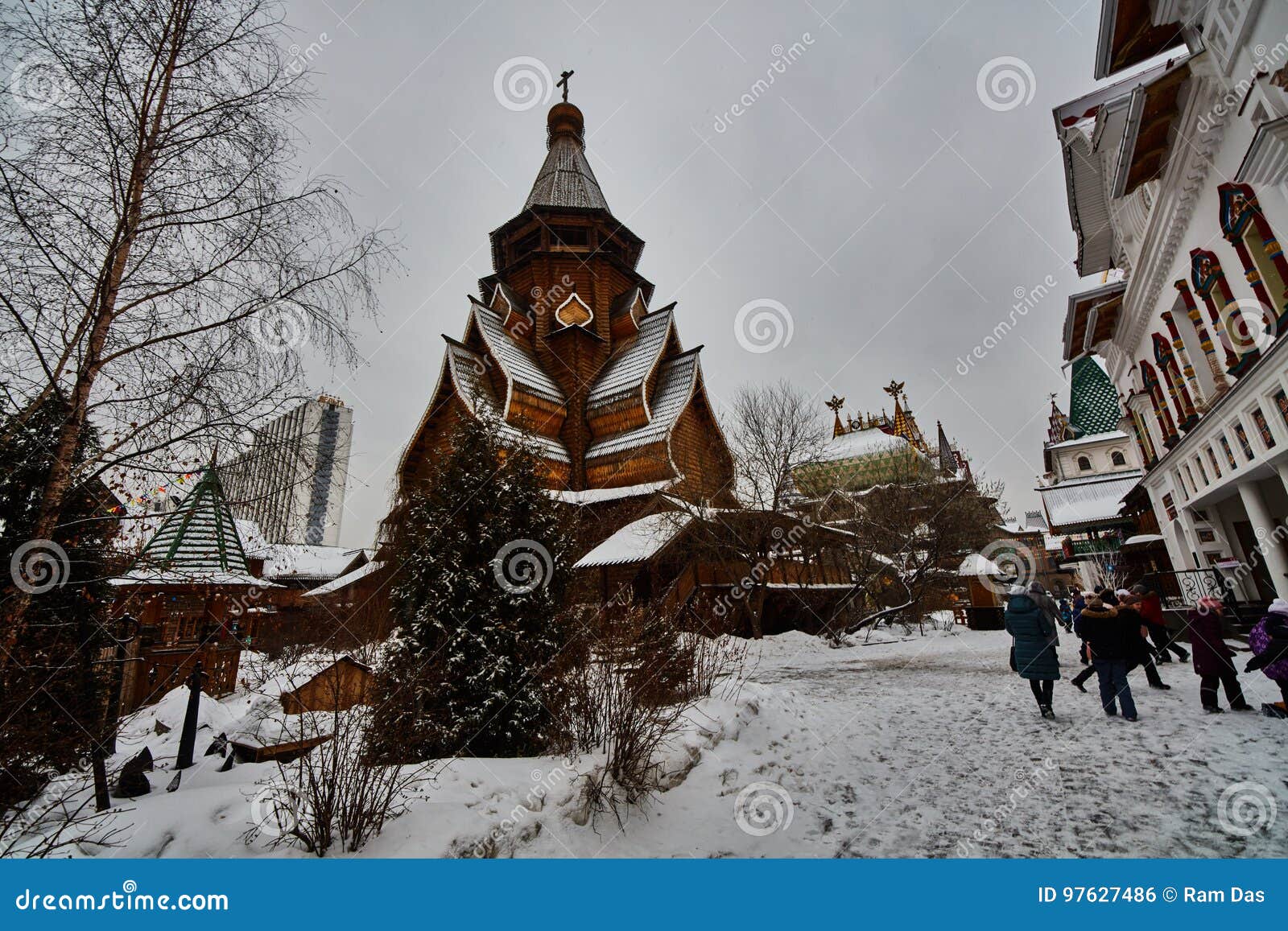 Old Wooden Structure at Izmailovsky Kremlin, Moscow Editorial Photo ...