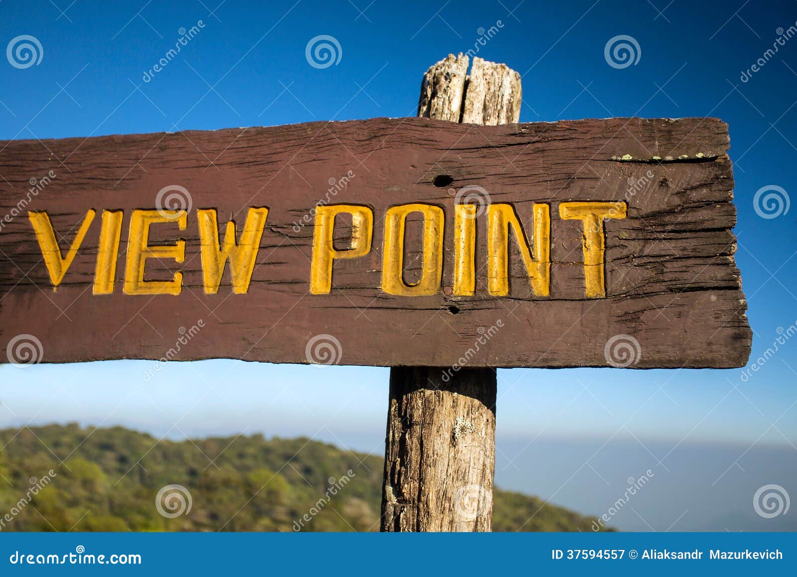 Old wooden viewpoint sign stock image. Image of park - 37594557