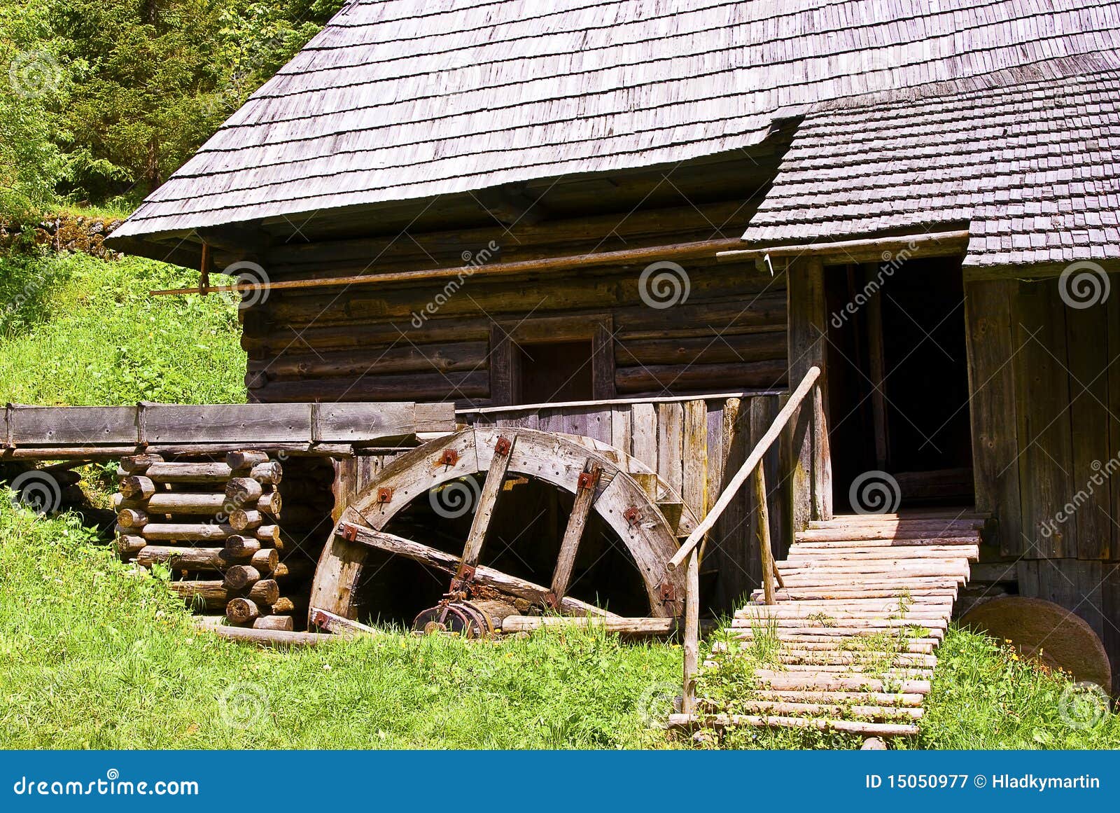 Old wooden water mill stock image. Image of color, retro - 15050977