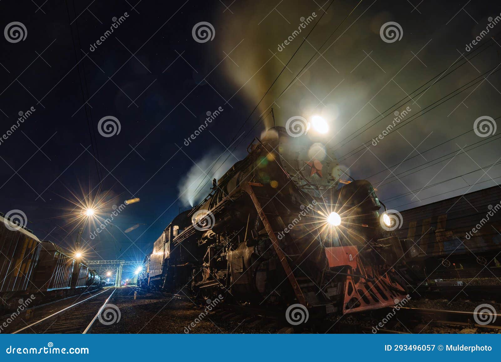 Working Steam Locomotive Royalty-Free Stock Photography | CartoonDealer ...