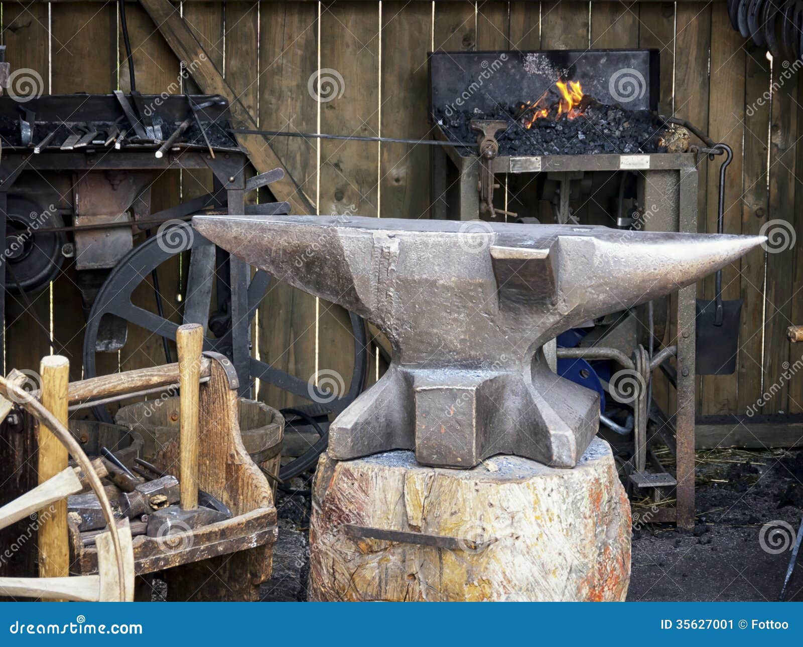Old workshop stock image. Image of blacksmith, nostalgia - 35627001
