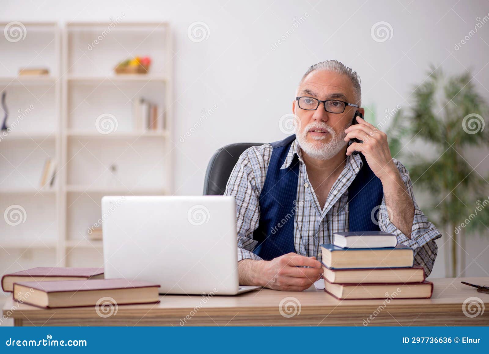 Old Male Writer Sitting at Workplace Stock Photo - Image of inspiration ...