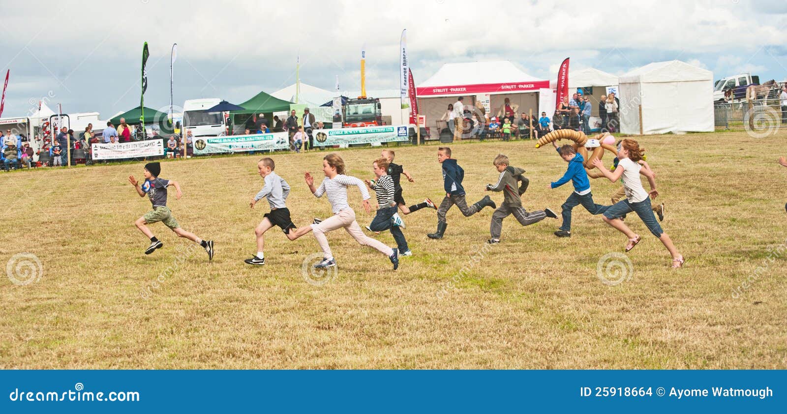 Older Children Racing at Nairn Show Editorial Stock Image - Image of ...