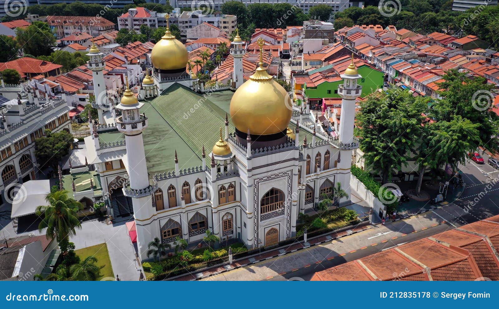 The Oldest Surviving Mosque in Singapore is the Sultan Hussein Mosque ...
