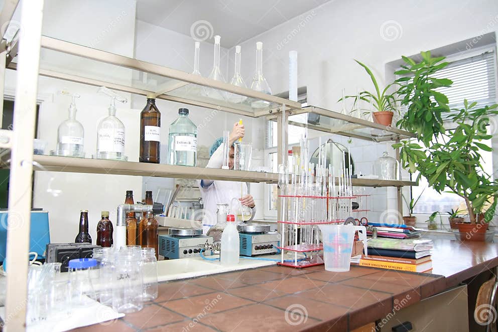 Oldschool lab editorial photography. Image of chemist - 49749902