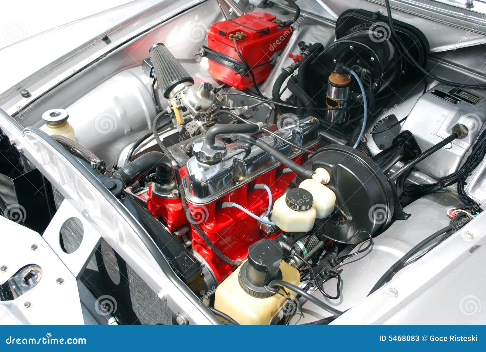 Oldtimer car engine stock image. Image of power, automobile - 5468083