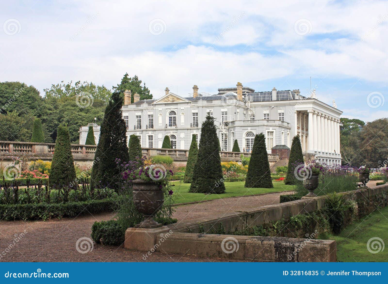 Oldway mansion, Paignton stock image. Image of carve - 32816835