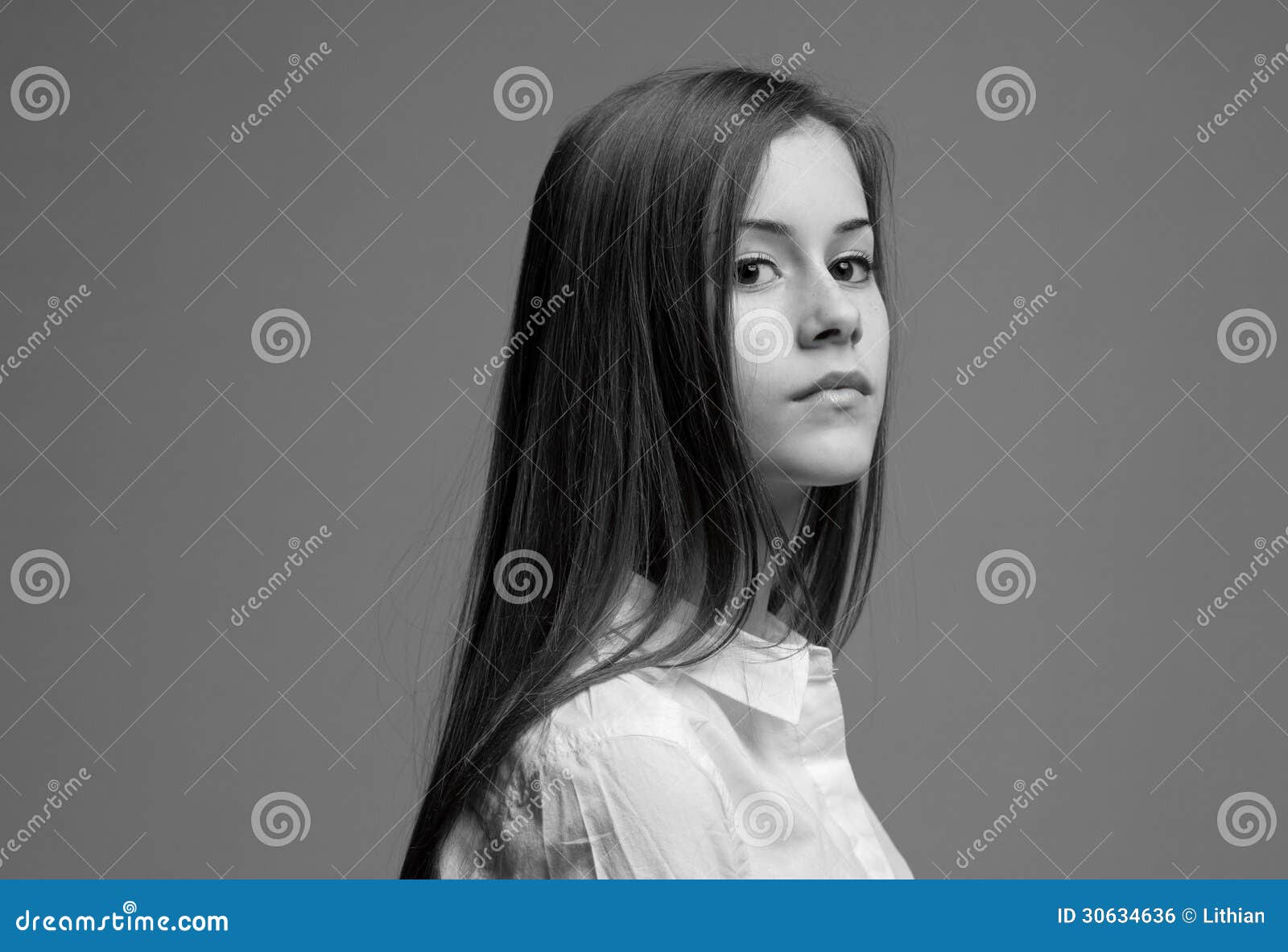 Olhar sério. foto de stock. Imagem de branco, camisa - 30634636