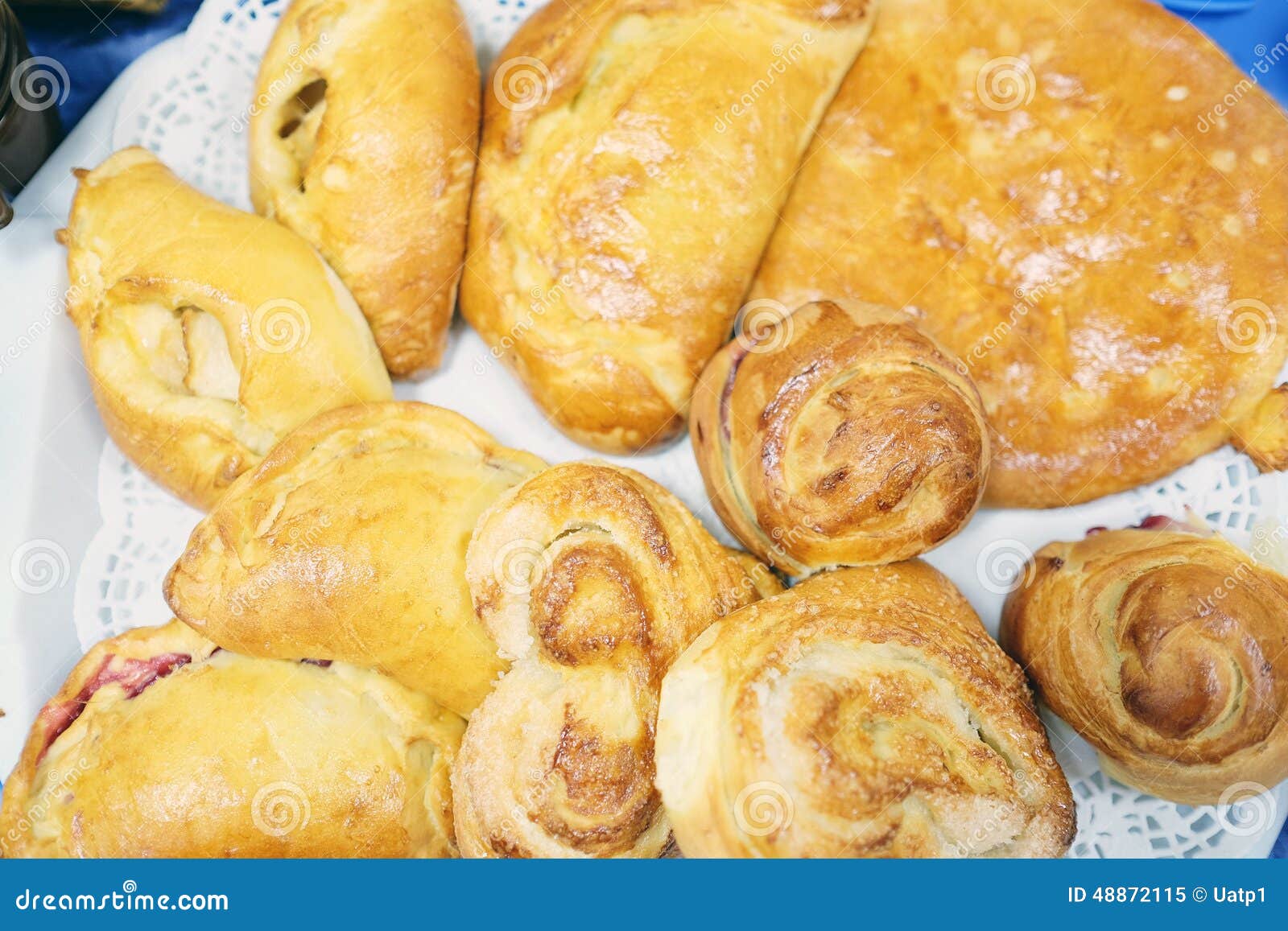 Olika bullar fotografering för bildbyråer. Bild av gourmet - 48872115