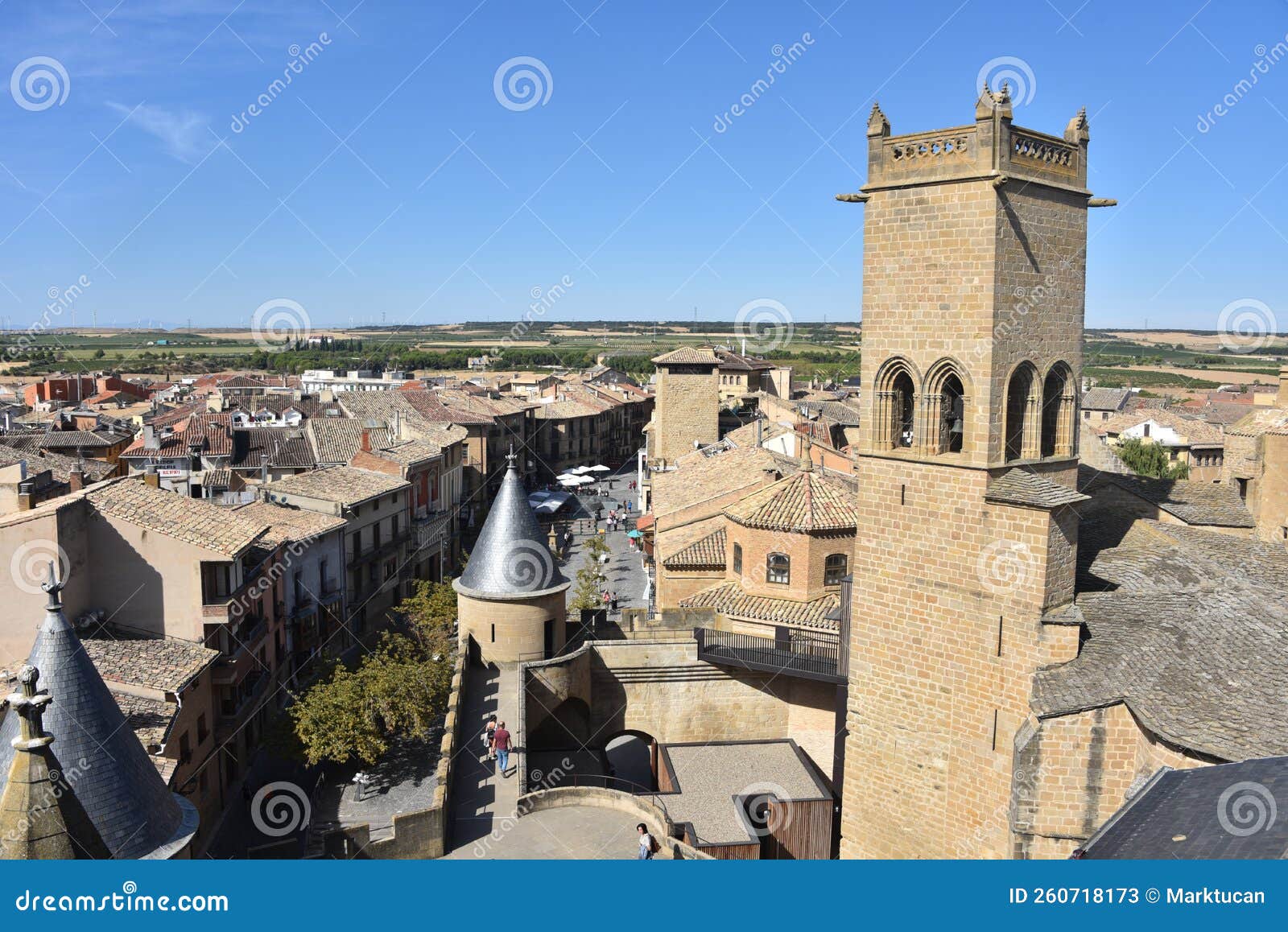 Olite, Spain - Aug 31, 2022: Palace of the Kings of Navarre of Olite ...