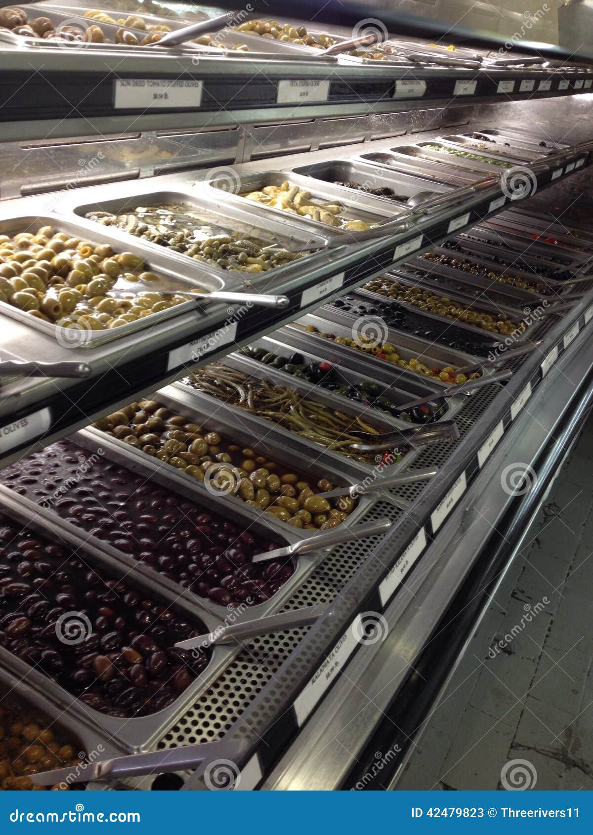 Olive Bar image stock. Image of différent, olives, apéritif - 42479823