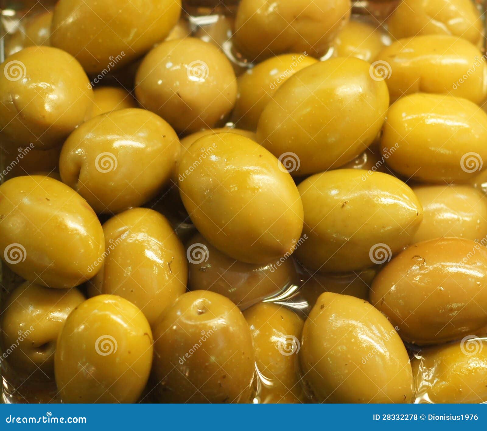 Olive gialle fotografia stock. Immagine di consumo, giallo - 28332278