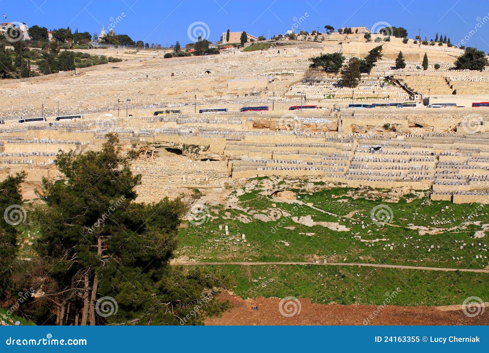 Olive Mountain in Jerusalem Stock Image - Image of mountain, road: 24163355
