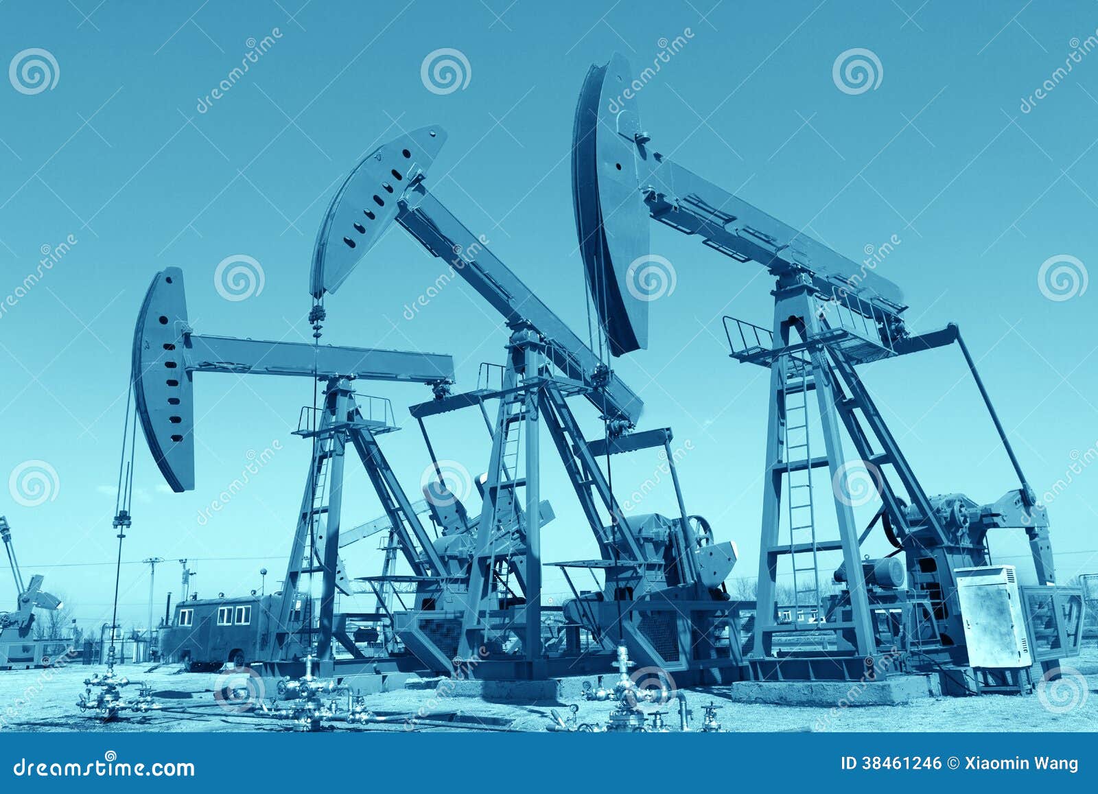 Olje- pumpar arkivfoto. Bild av fördel, svart, industri - 38461246