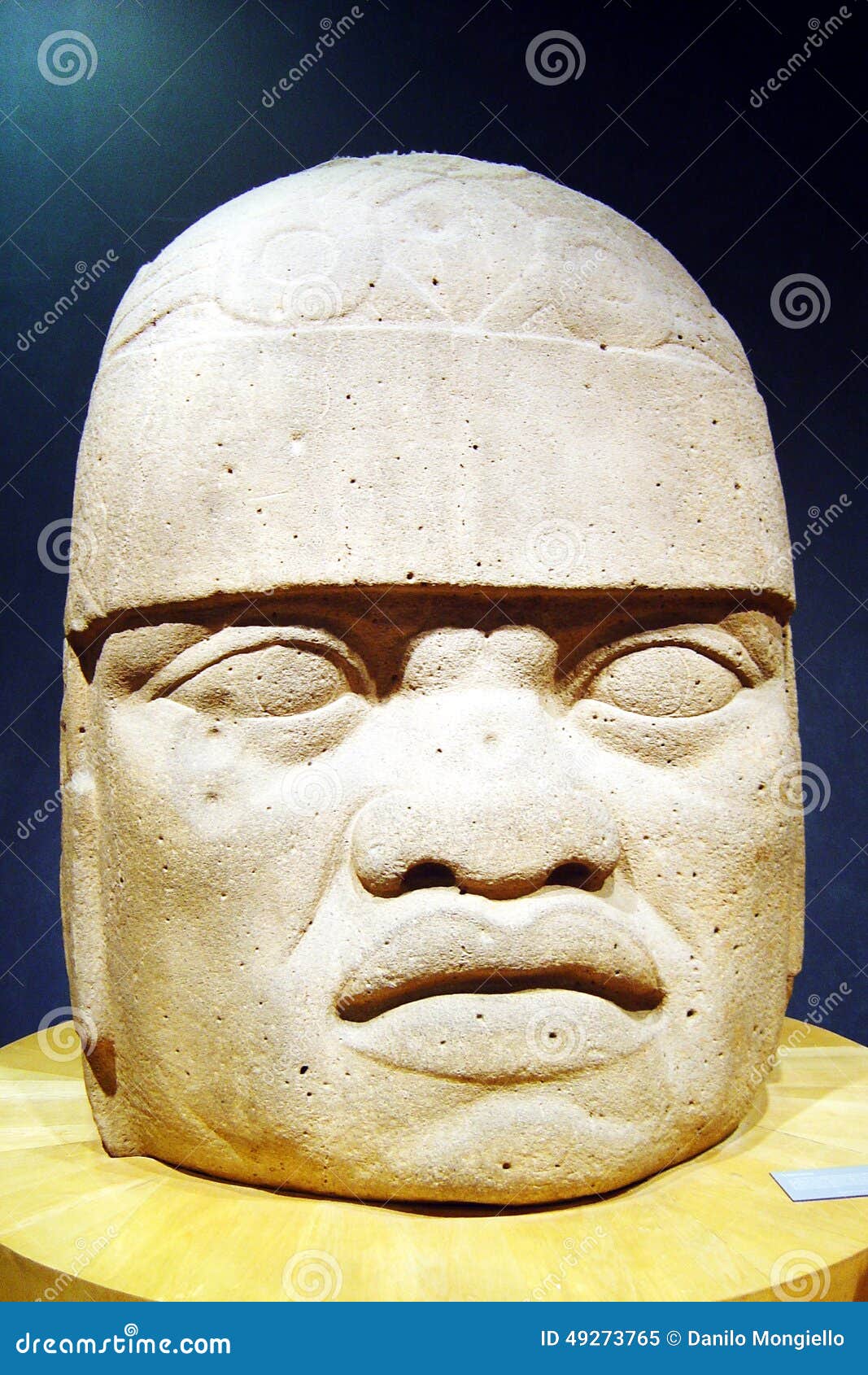 Olmec head editorial image. Image of stone, museum, civilization - 49273765