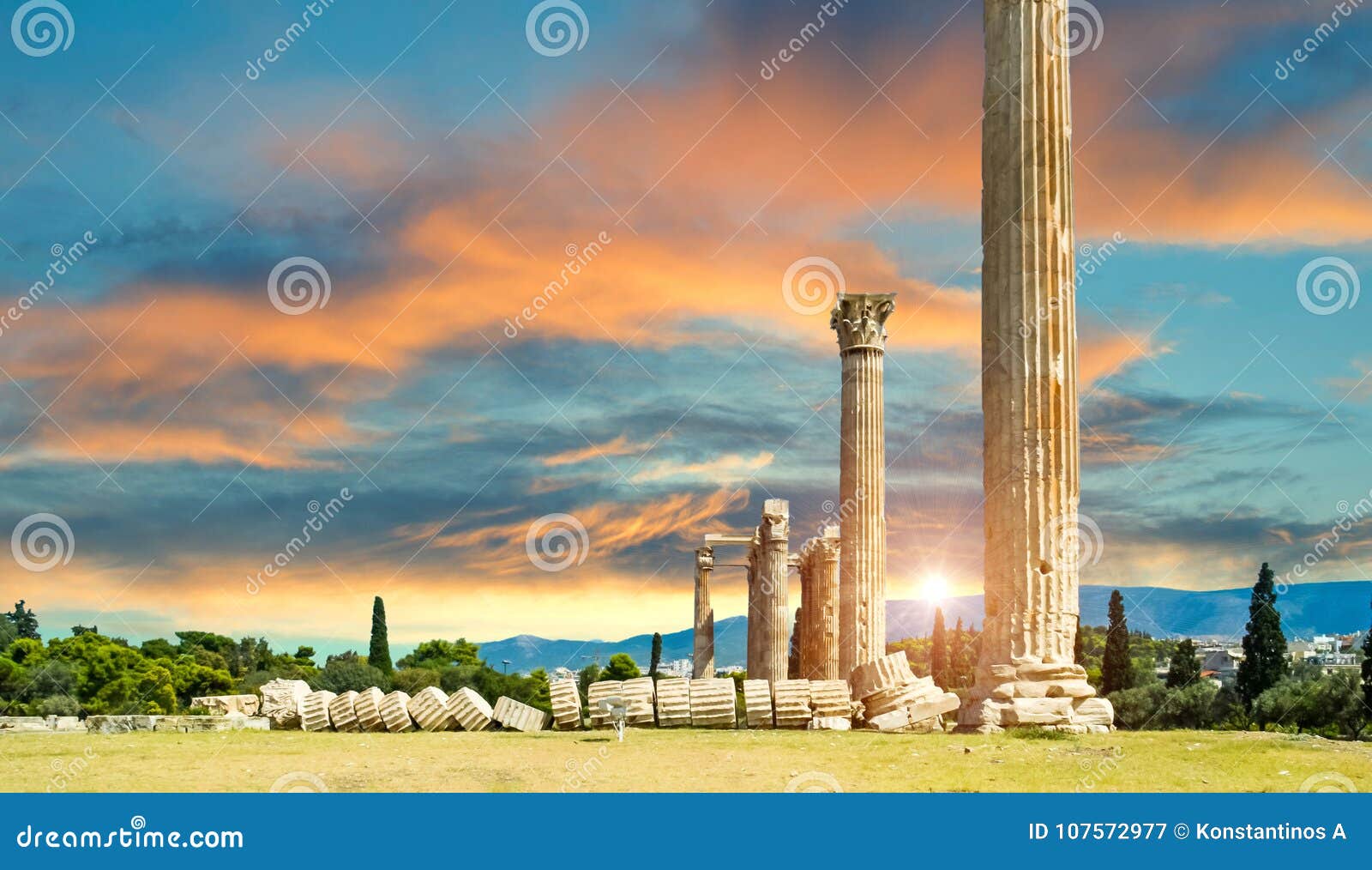 Olympian Zeus Columns Ruins in Athens Greece Stock Image - Image of ...