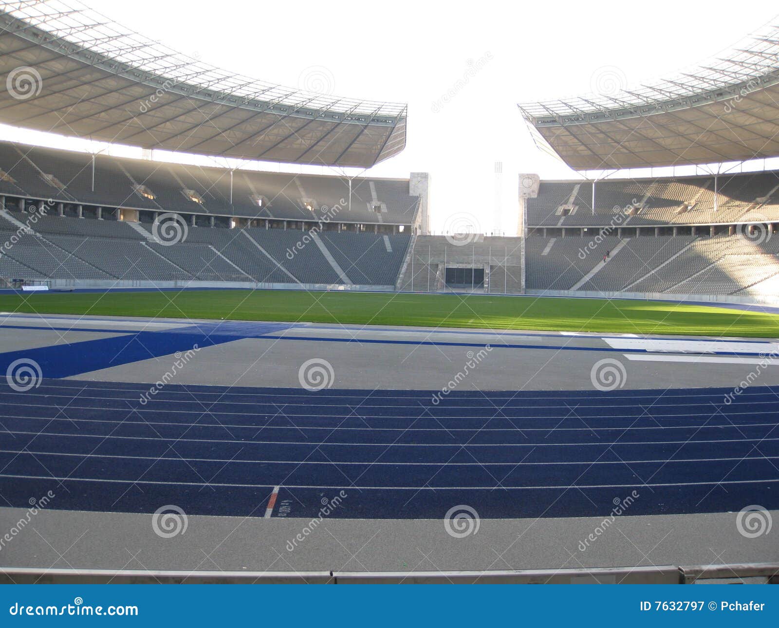 Olympic Stadium, Berlin, Germany Stock Image - Image of 1936, east: 7632797