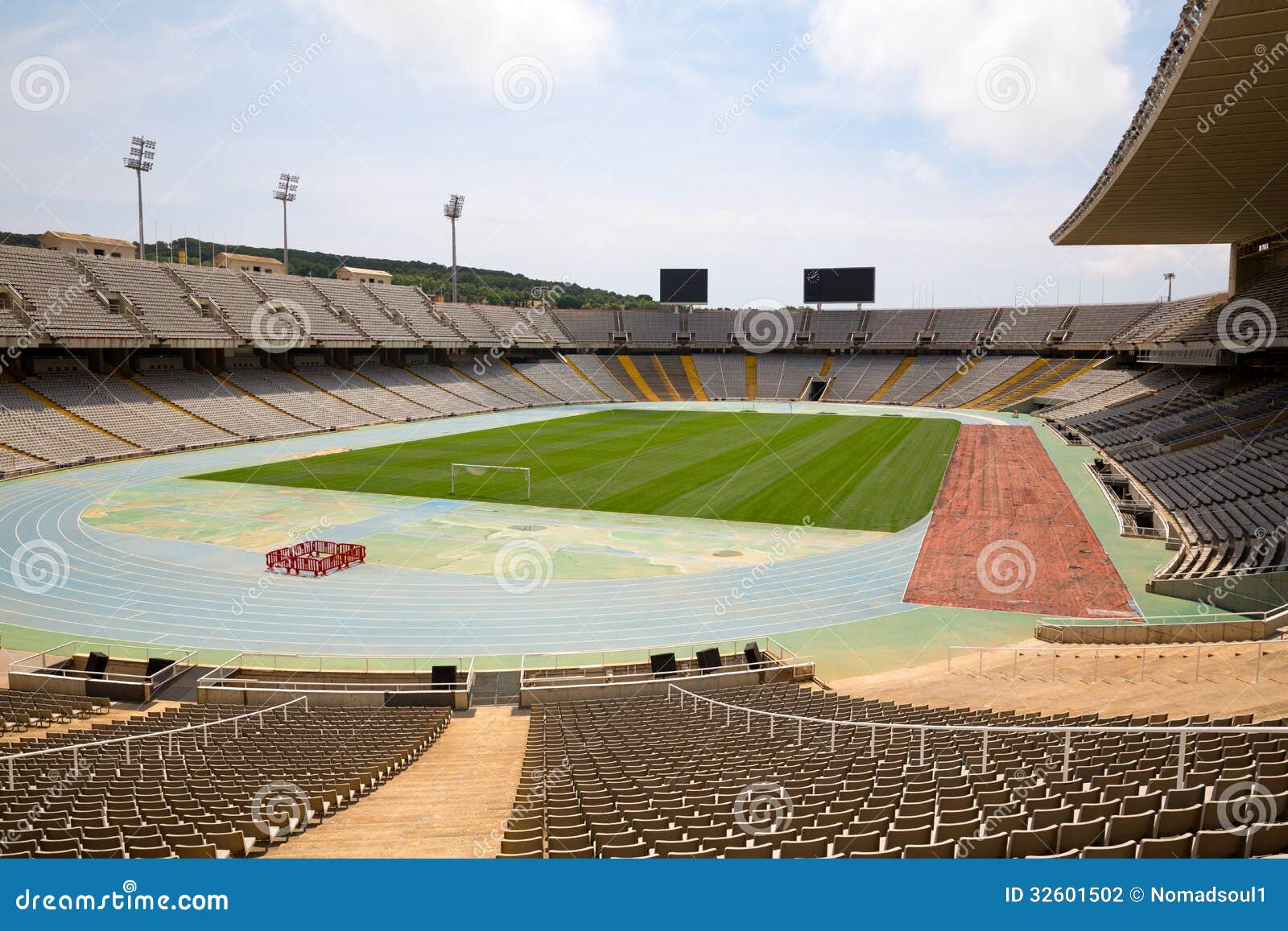 Olympisch Stadion in Barcelona Redactionele Fotografie - Image of ...