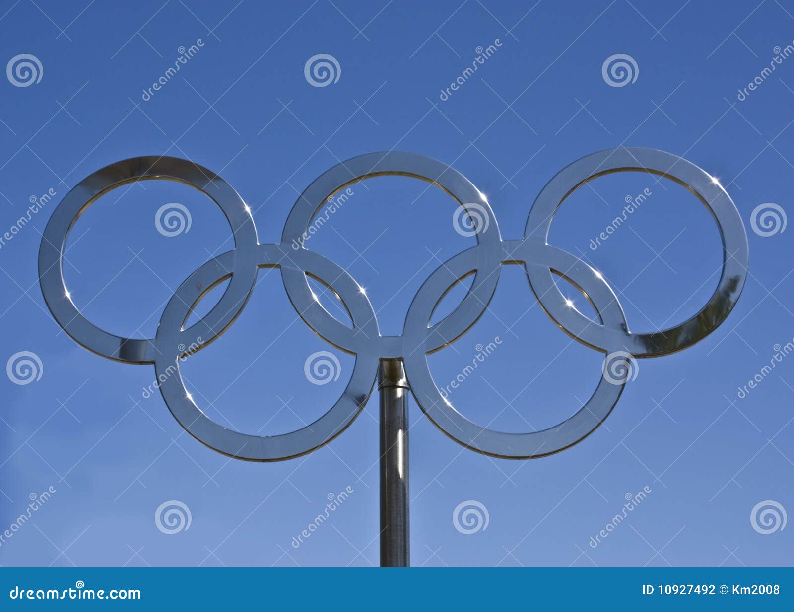 Olympische Ringe redaktionelles stockfotografie. Bild von montreal ...
