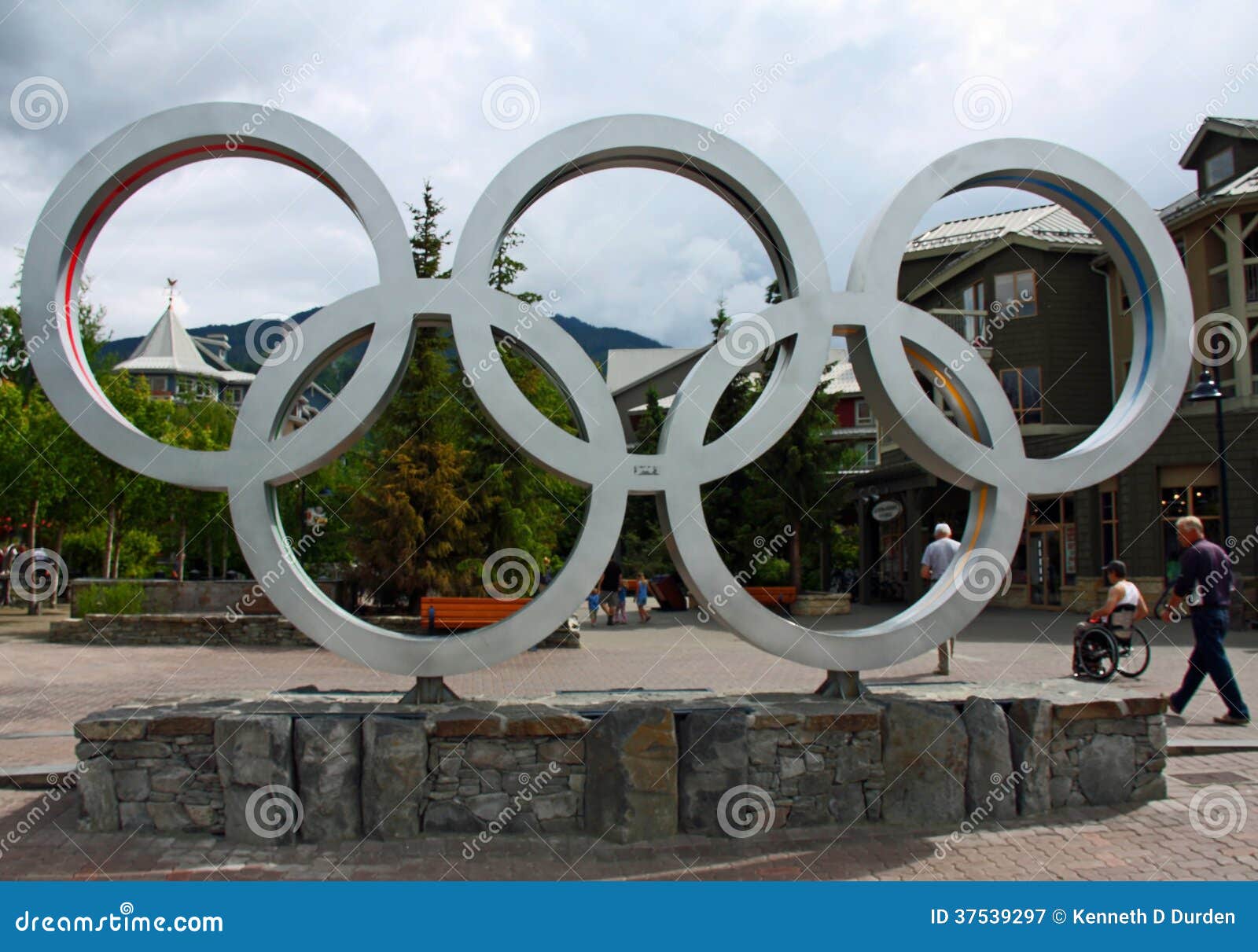 Olympische Ringen redactionele fotografie. Image of spelen - 37539297