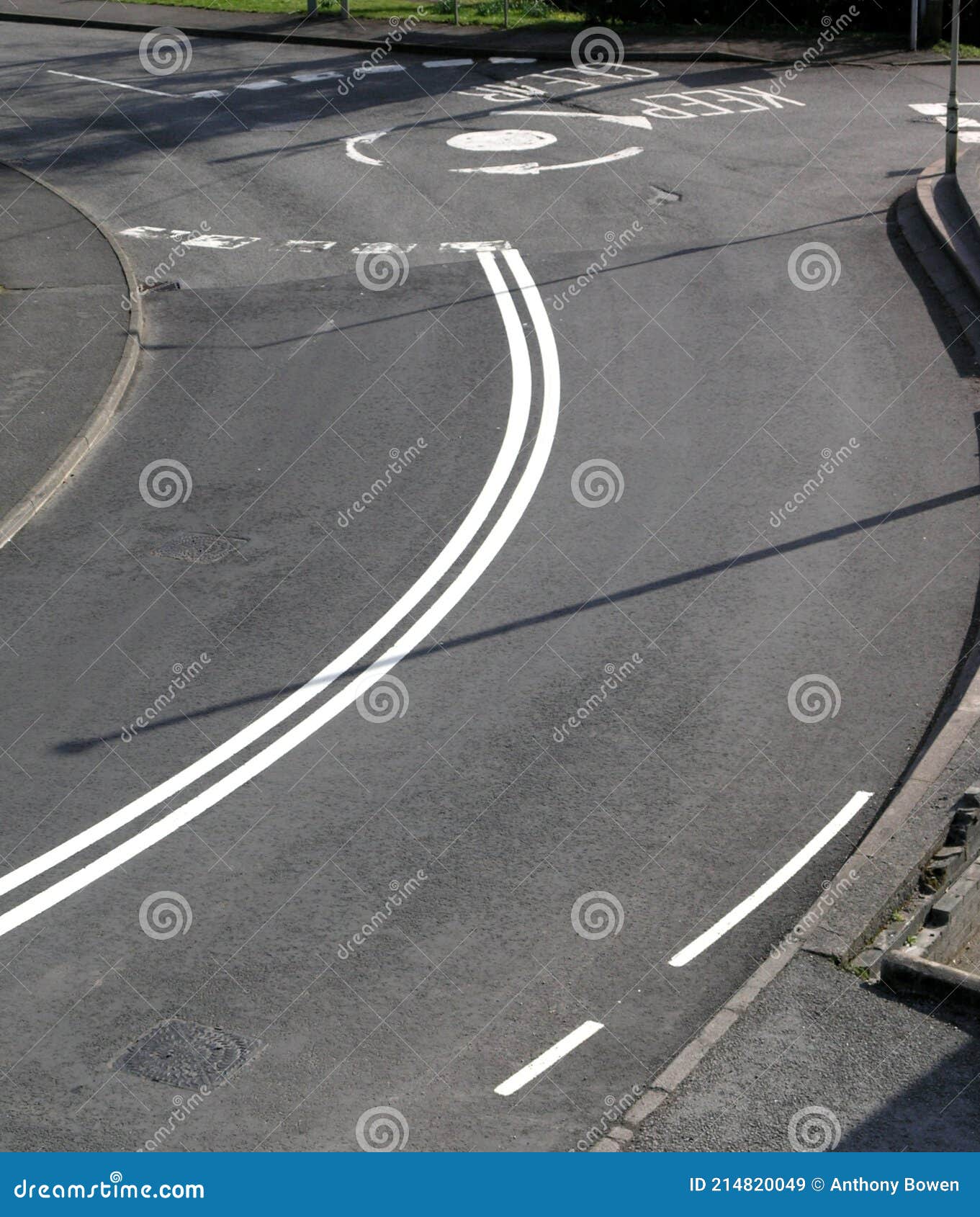 Mini Roundabout Sign Stock Image | CartoonDealer.com #139766209