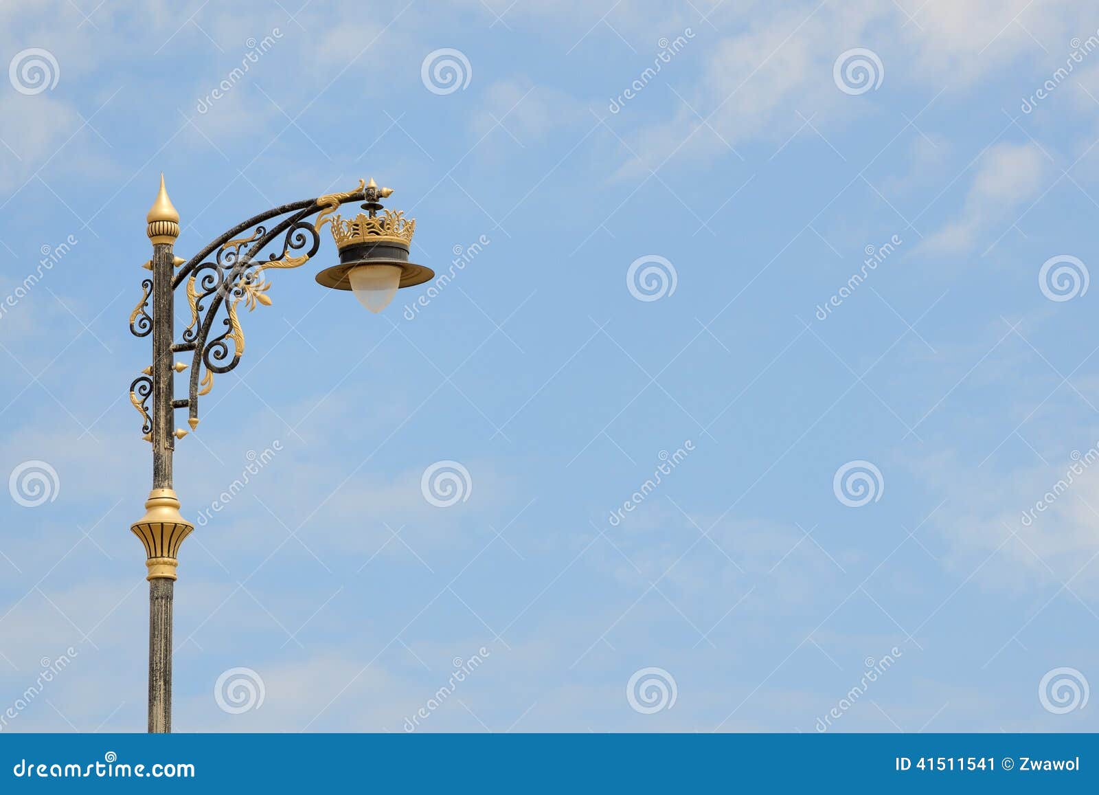Oman street lamp stock image. Image of streetlamp, lantern - 41511541
