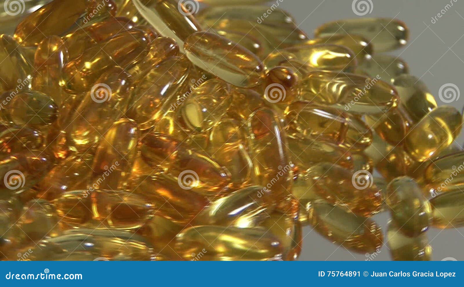 Rotating Fish Stock Footage & Videos - 1,417 Stock Videos