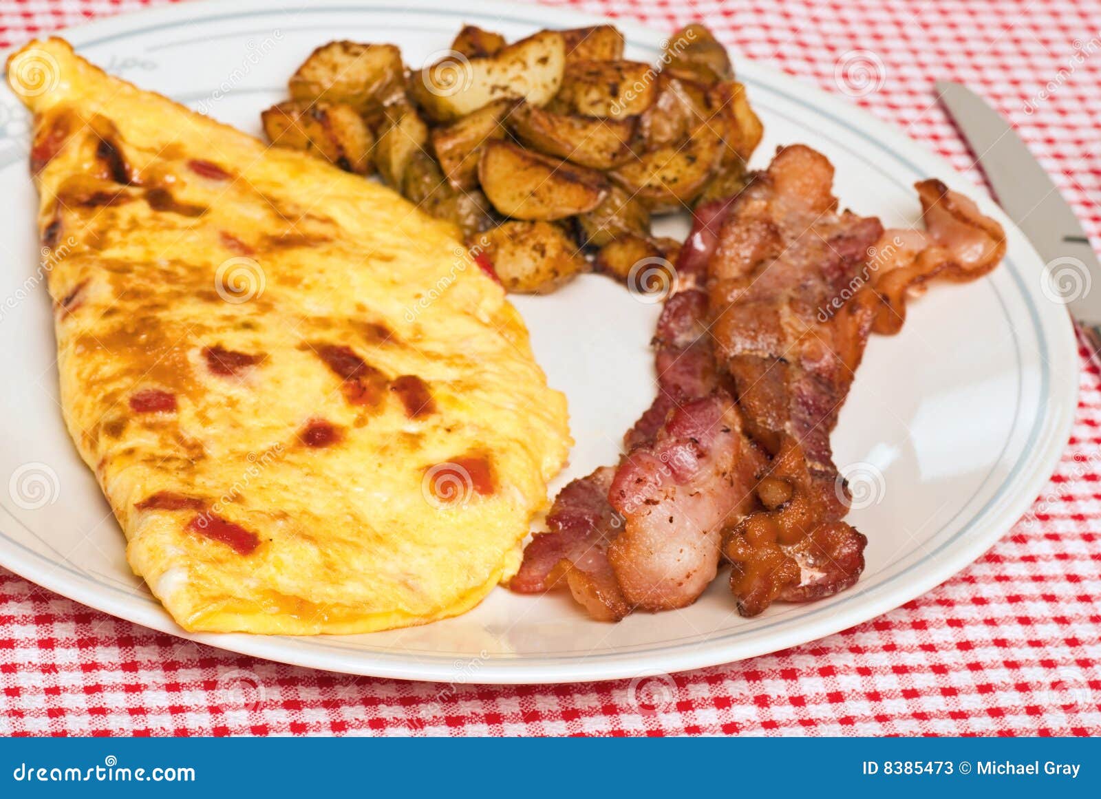 Omelet breakfast close up stock image. Image of omelet - 8385473