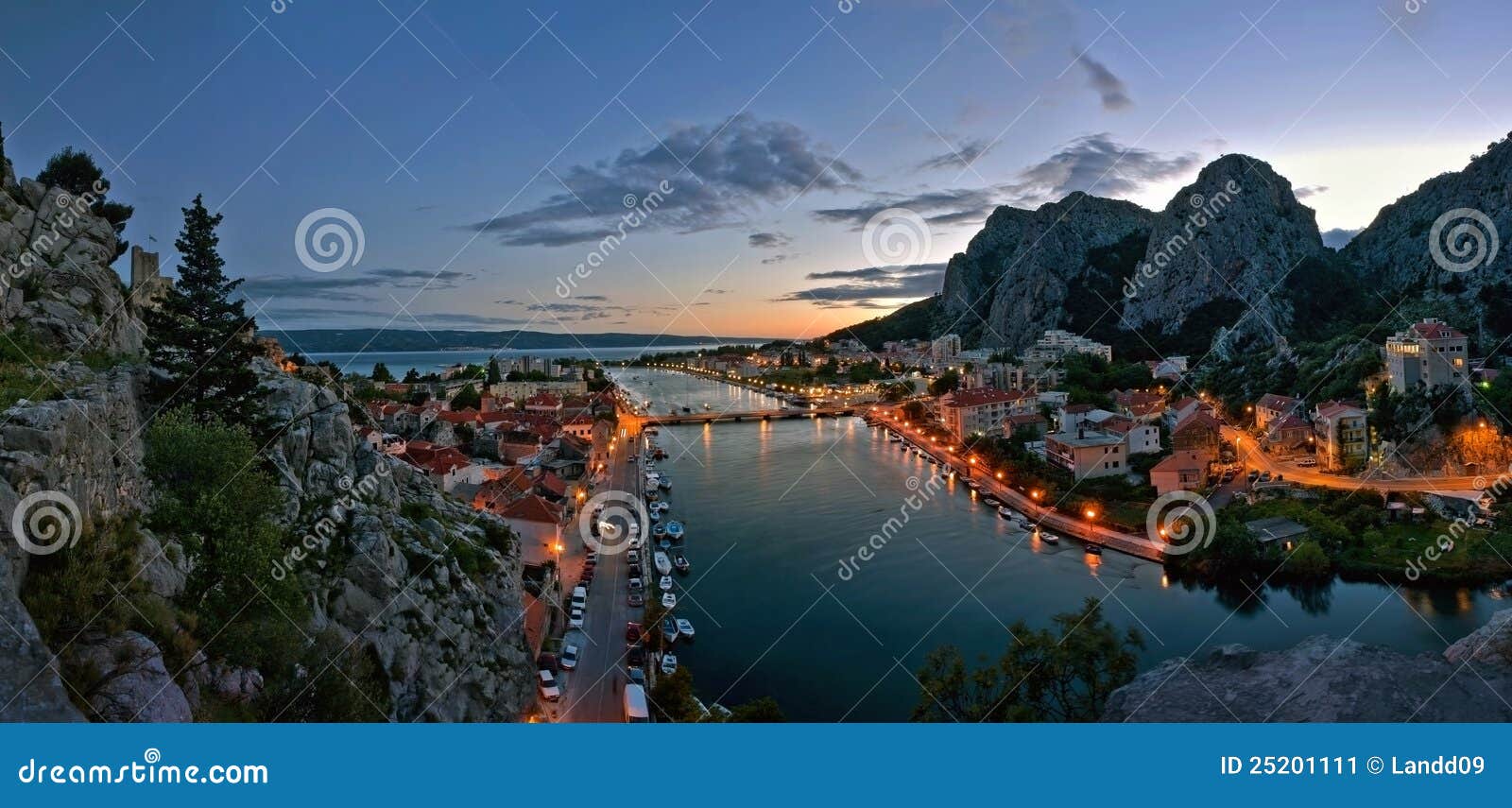 Omis - Riviera Stock Photo | CartoonDealer.com #18037728