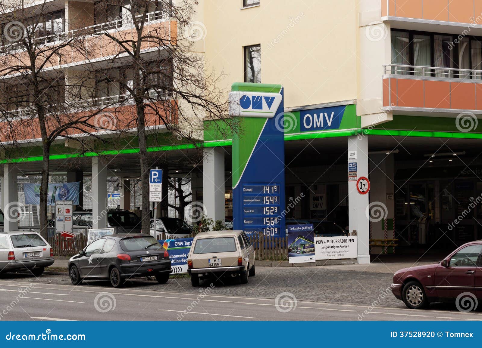 OMV gas station editorial image. Image of gasoline, austria - 37528920